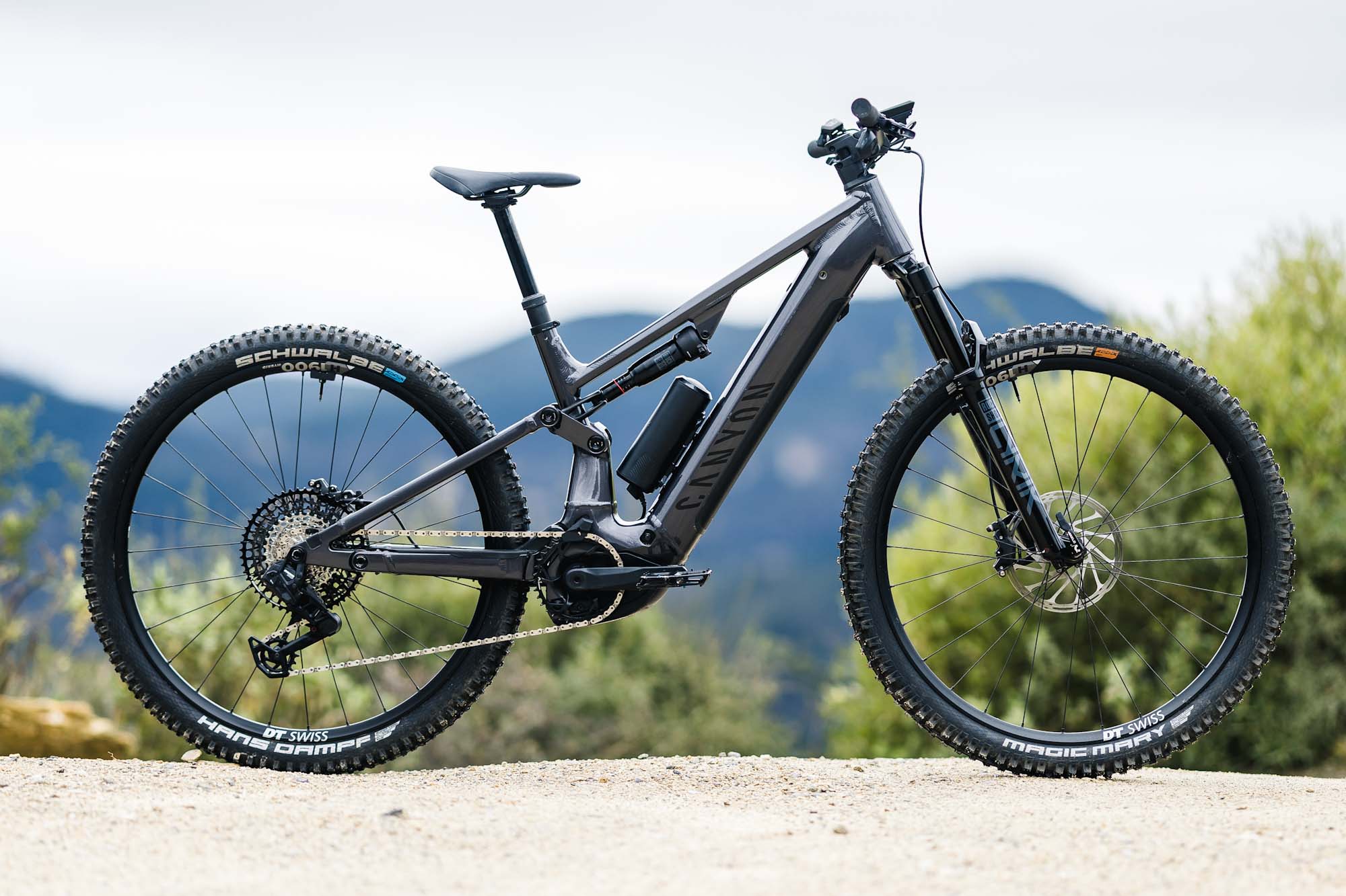 DAS NEUE CANYON NEURON:ON AL – KRAFTVOLLER BOSCH-ANTRIEB, ROBUSTER ALURAHMEN UND PERFORMANCE FÜR ...